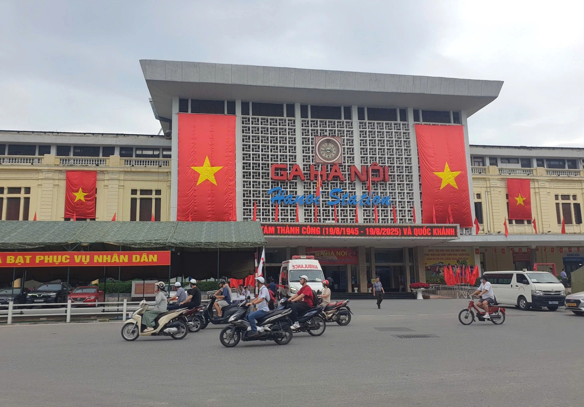 Phó Thủ tướng yêu cầu đánh giá kĩ lưỡng việc di dời ga Hà Nội về Ngọc Hồi